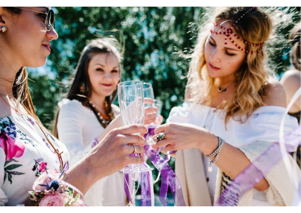 JGA Outfit Ideen - 12 Must-Haves, die Ihr braucht I WeddyPlace