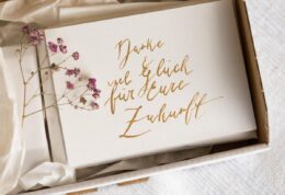 Postkarten Hochzeit – Das geniale Hochzeitsspiel mit 52 Überraschungen